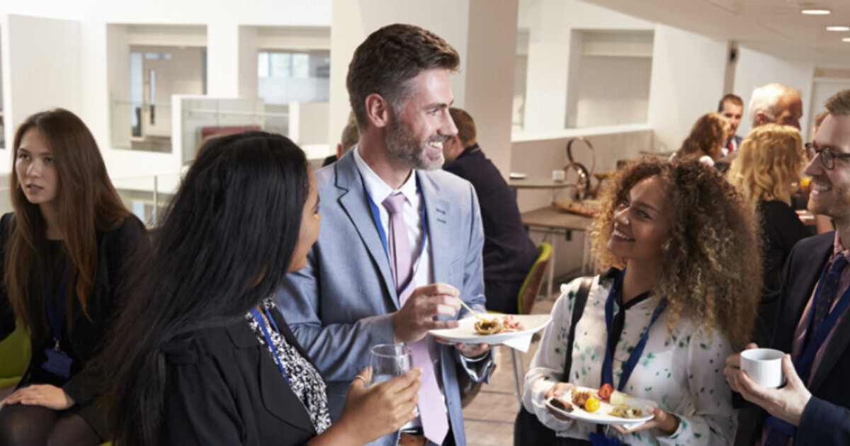 Experienced Consultants Friday Online - e-fellows.net